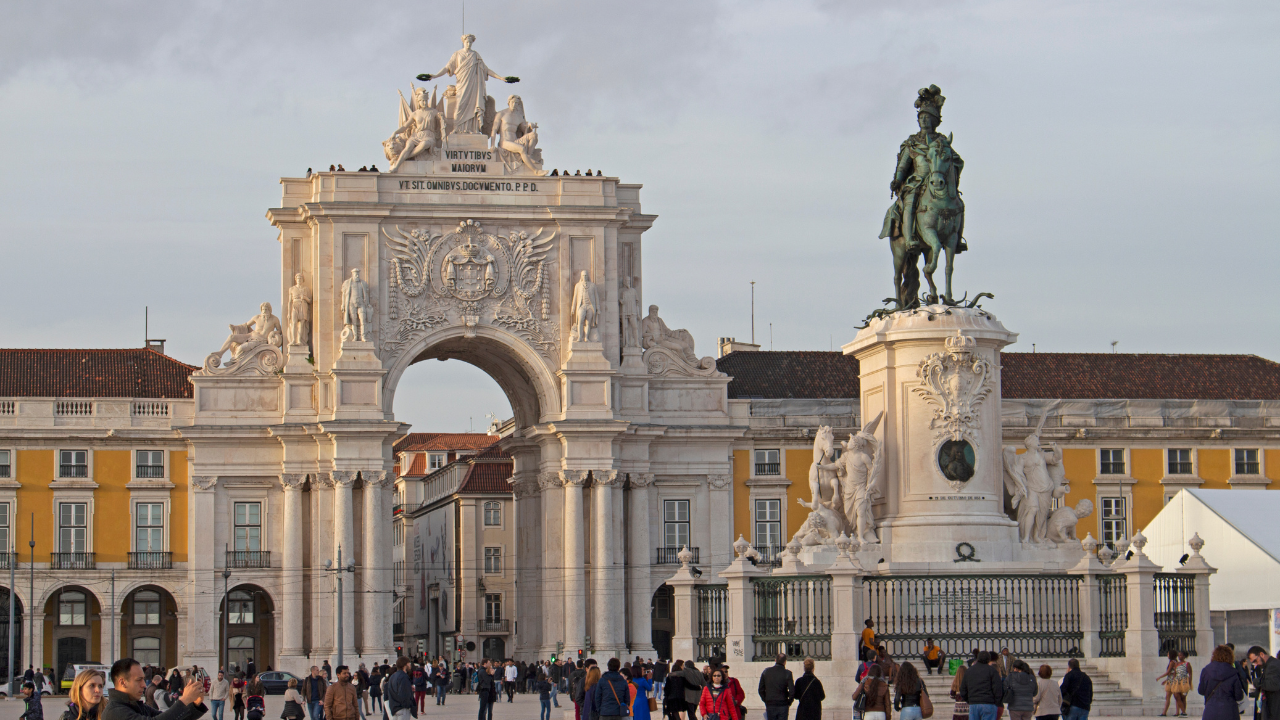 Why Visit Portugal? Discover Historic Charm, Stunning Coastlines, and ...