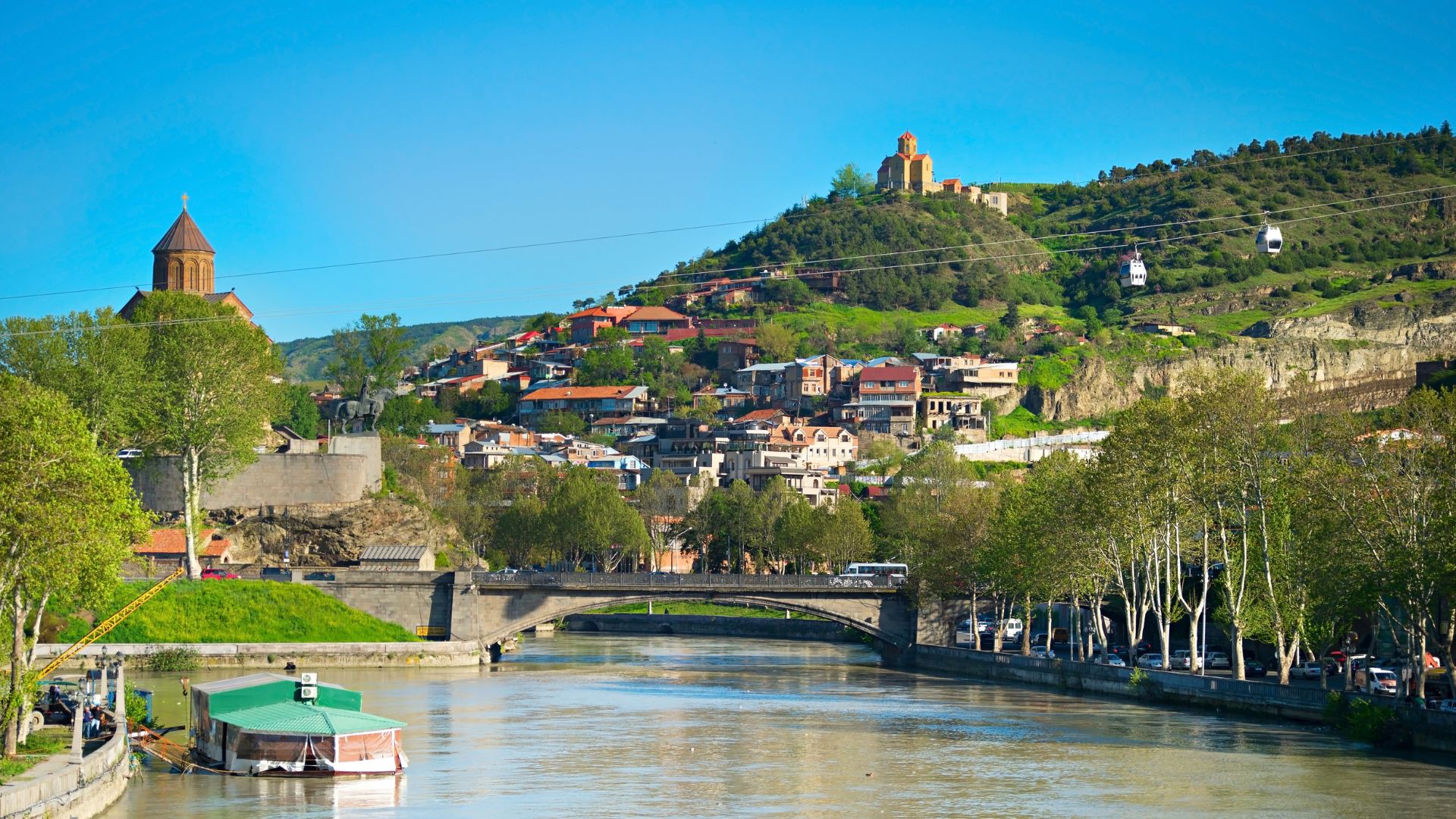 Magical Georgia in 4 Days – A Perfect Blend of History & Sce