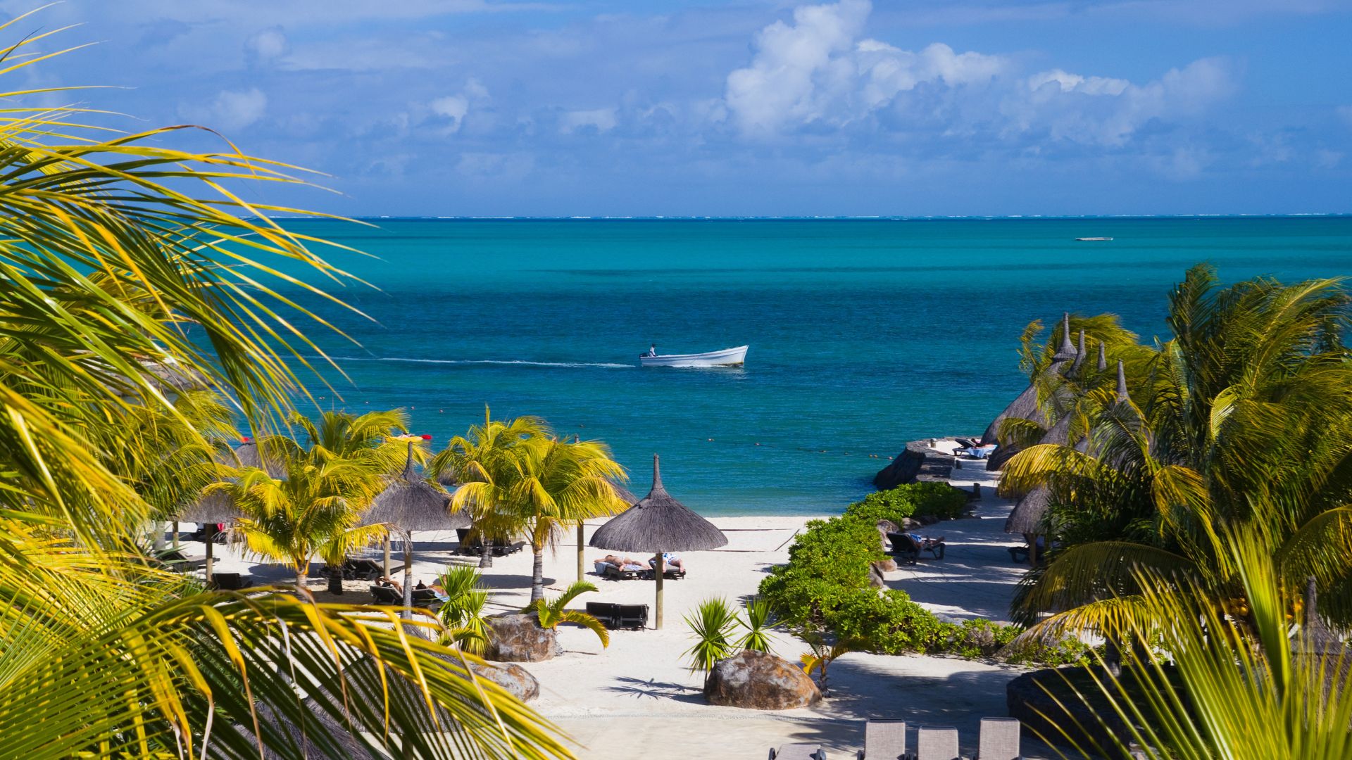 Tarisa Resort – Fun-Filled Tropical Getaway